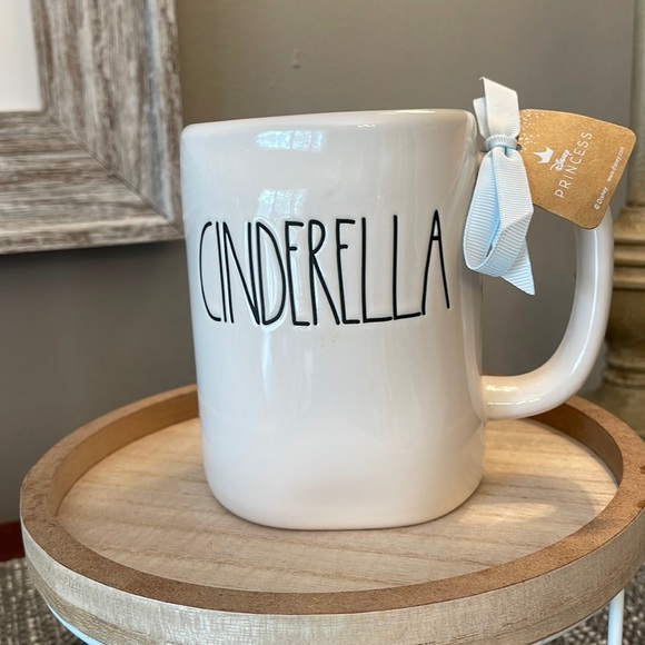 Rae Dunn | Dining | Rae Dunn Disney Princess Cinderella Artisan ...
